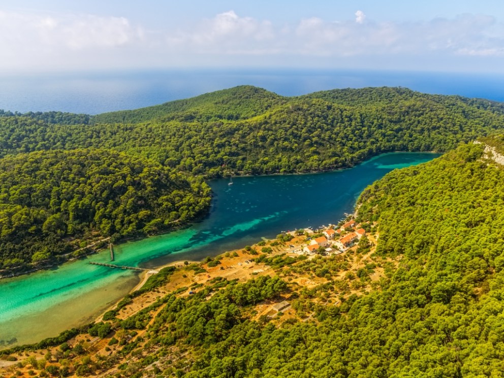 Yacht Charter Croatia |⛵ 400+ Crewed Motor Yachts and Catamarans